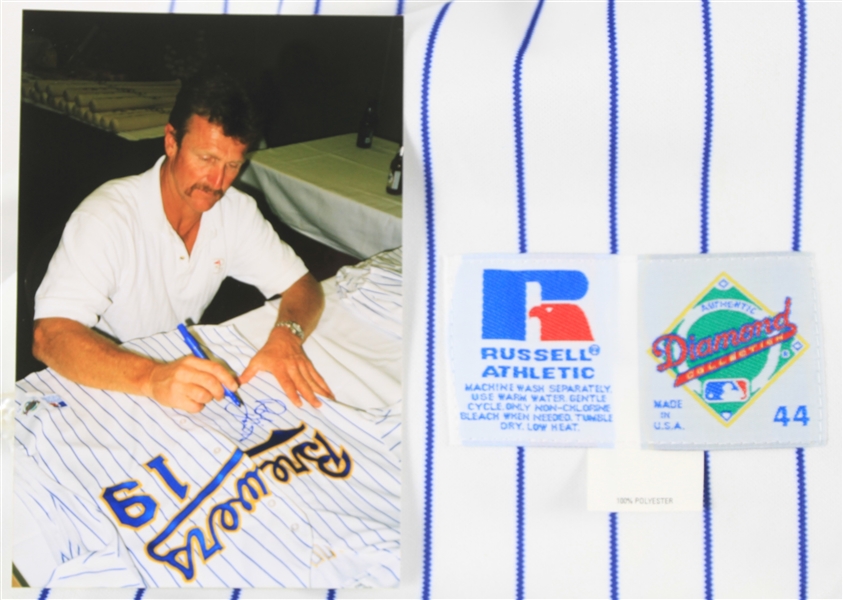 Lot Detail - 1992 Robin Yount Milwaukee Brewers Signed Jersey (JSA) Lot Detail - 1992 Robin Yount Milwaukee Brewers Signed Jersey (JSA)